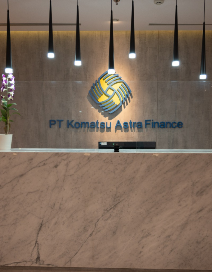 Komatsu Astra Finance